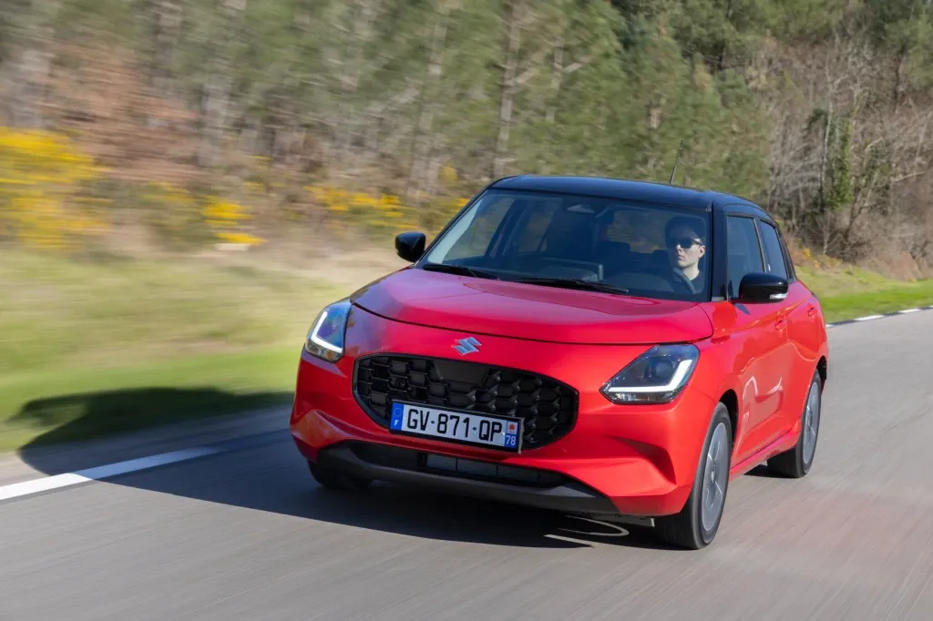 Test: Suzuki Swift door Autoreview (2024) | Suzuki Auto