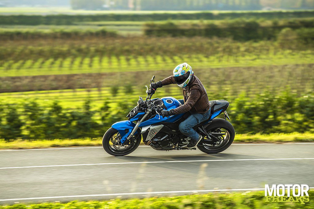 Test: GSX-S950 door Motorfreaks.nl (2021)