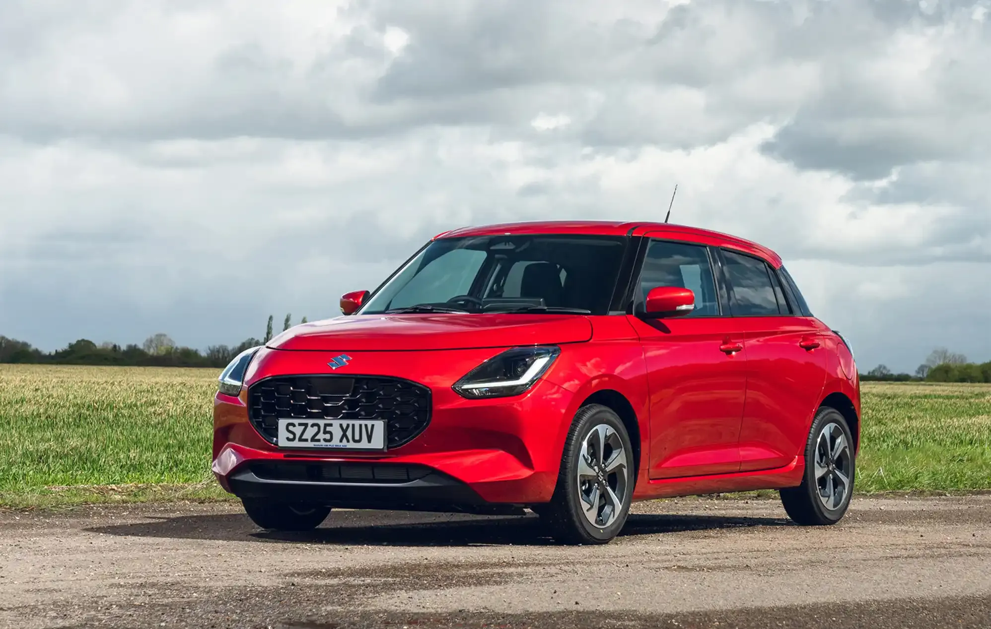 Suzuki Swift Hybrid bekroond als Beste Kleine Auto bij de UK Car of the ...